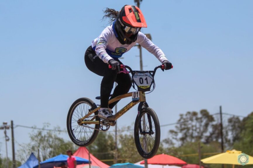 Luz Torres, la joven promesa del BMX que eleva el nombre de Maipú